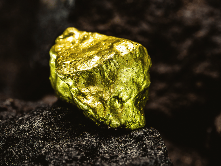 Gold Mining Dream: Common Dream Interpretations and Meanings