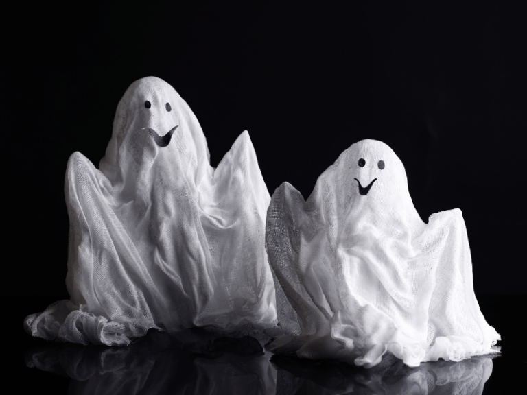 Ghost Dream Meaning: What Do Dreams About Ghosts Symbolize?